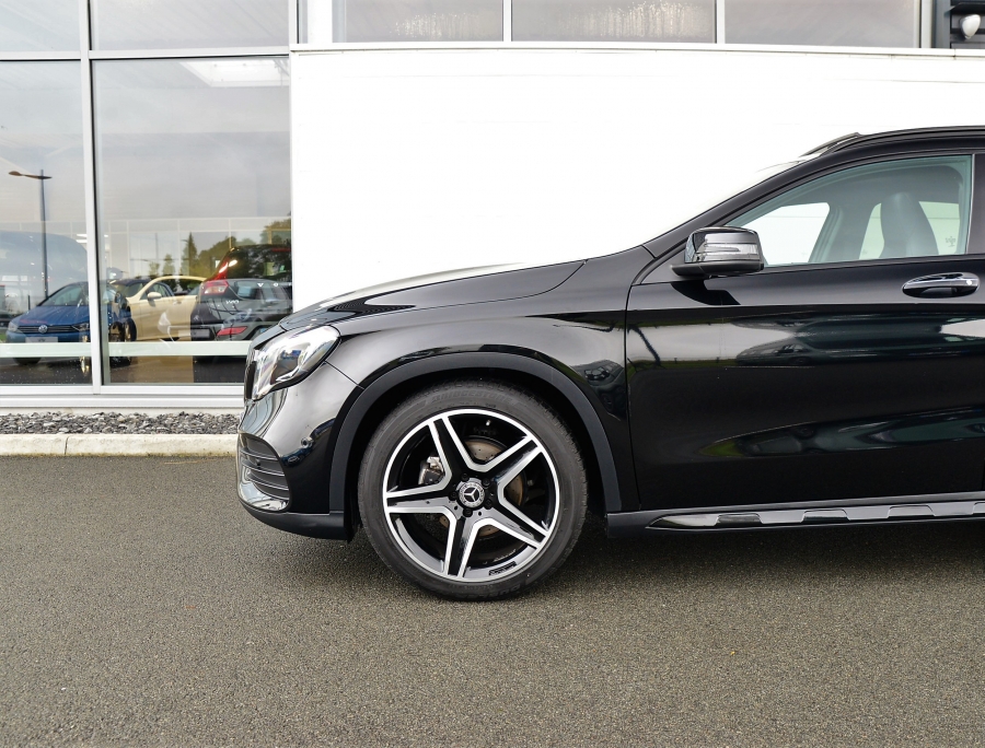 Mercedes GLA 200D FASCINATION 7G-DCT