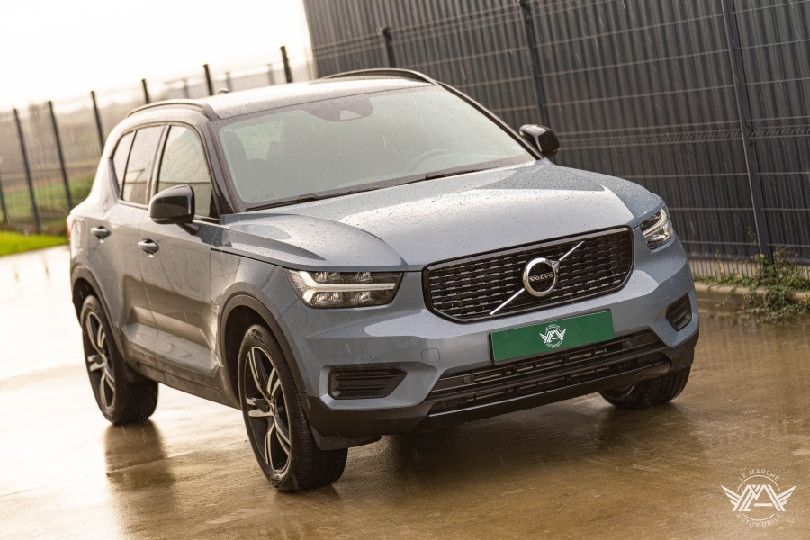 Volvo XC40 T3 163 R-DESIGN GEARTRONIC 8