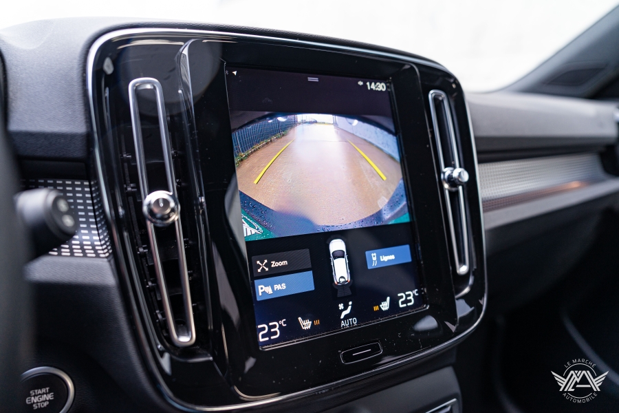 Volvo XC40 T3 163 R-DESIGN GEARTRONIC 8